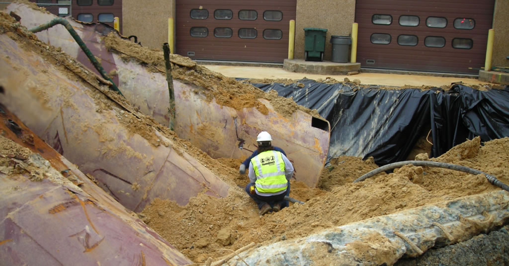 Storage Tank Removal Requires the Help of Experts - Tanks Direct